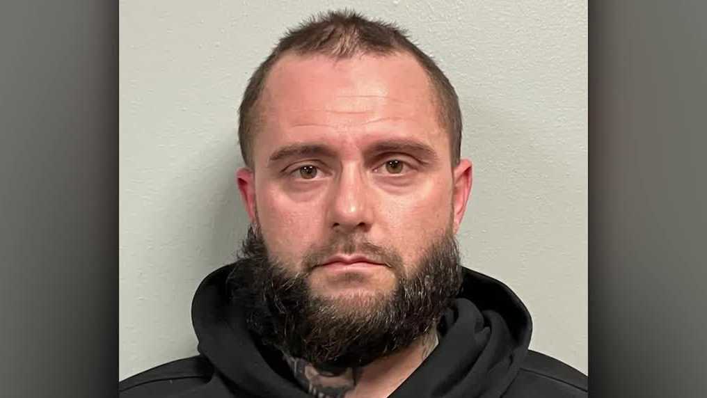 Milwaukee man shot by police had history of fleeing arrests