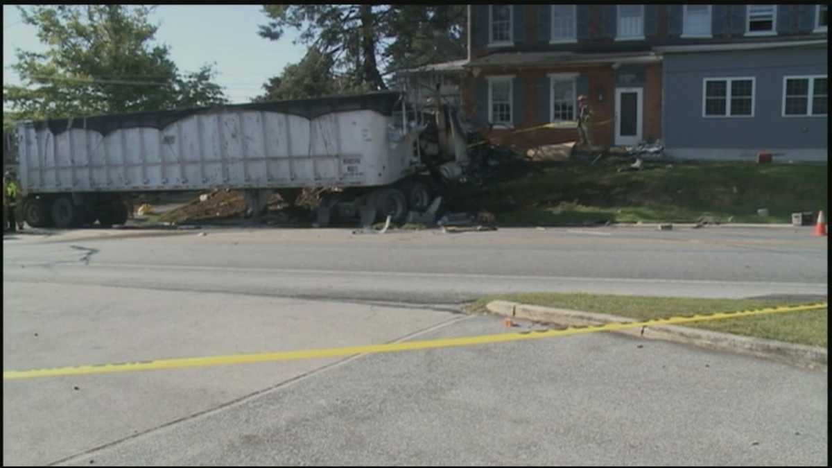 Crash on Route 340 leaves 3 dead, at least 1 injured
