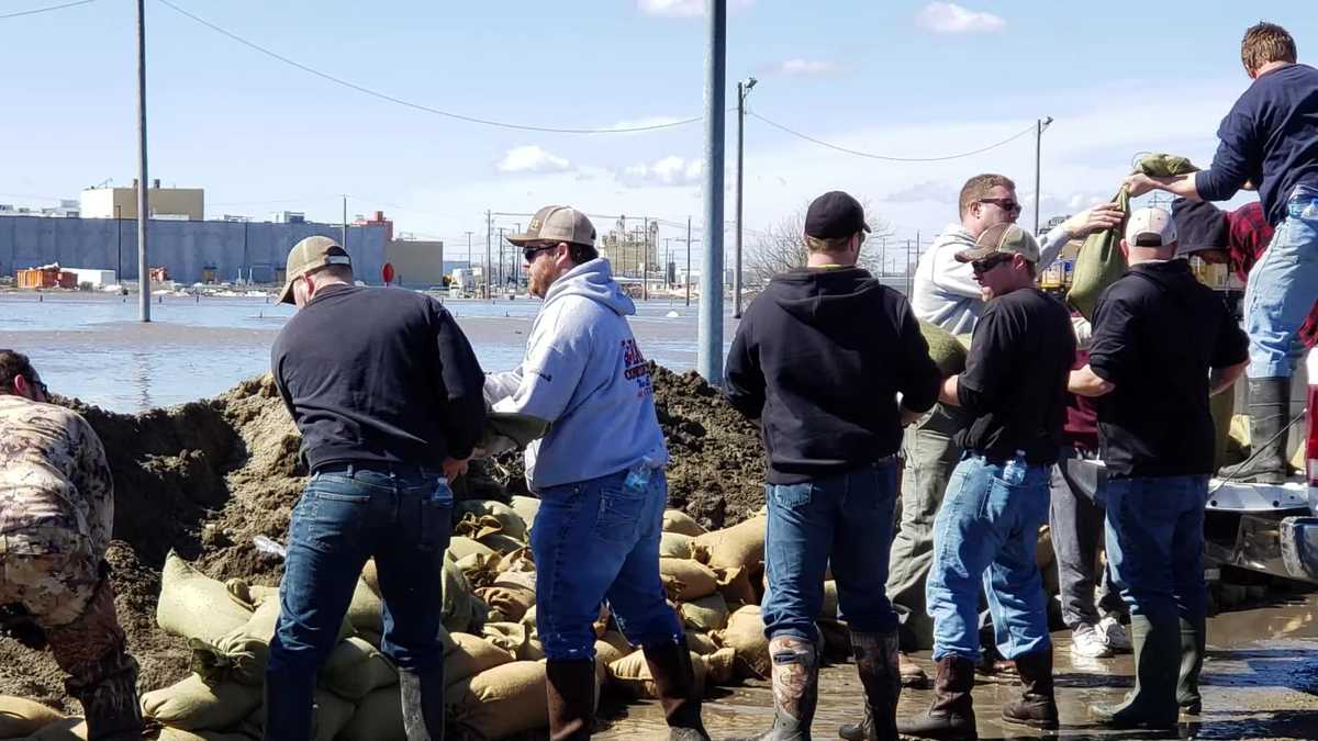 Viewers take you up close to historic Nebraska flooding crisis
