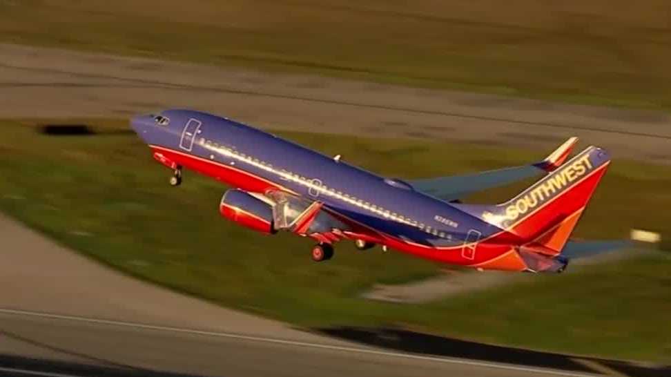 Milwaukee Southwest passengers finally take flight