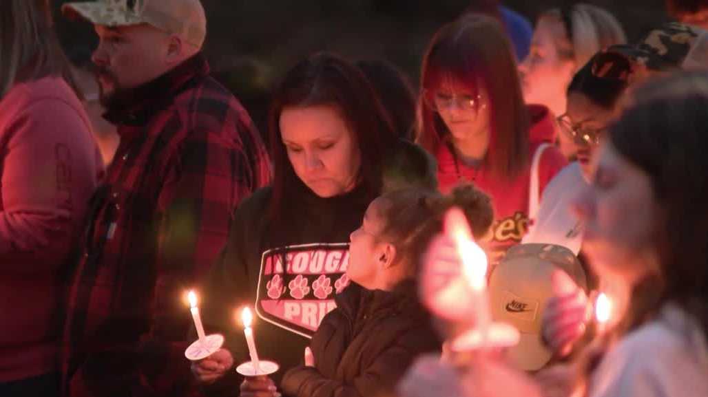 Yough School District community remembers students killed in crash