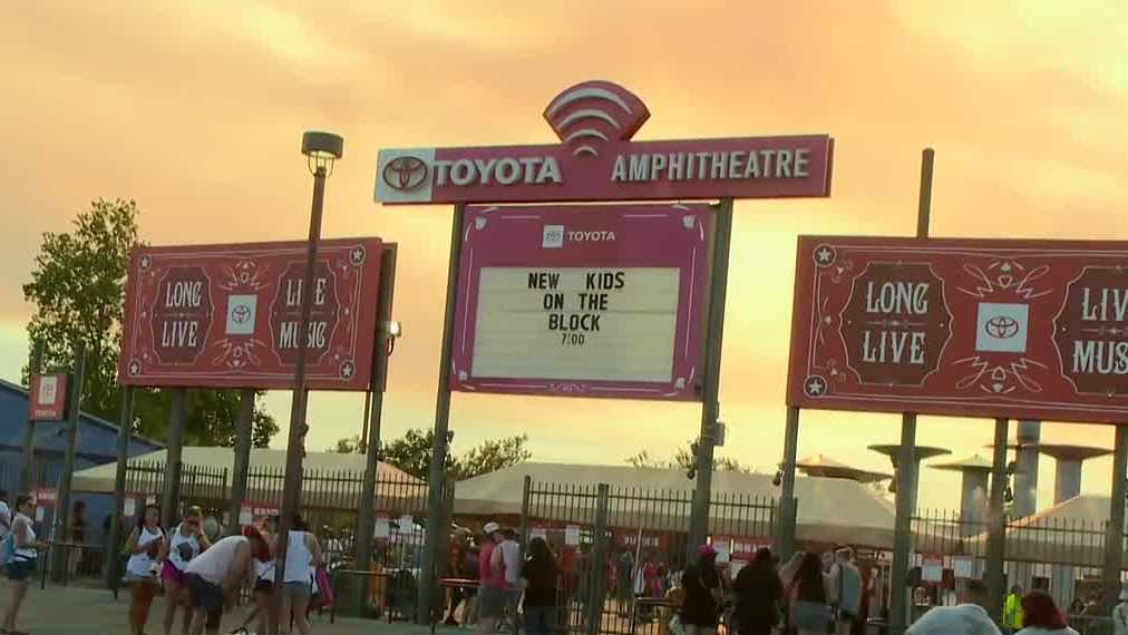 Toyota Amphitheatre accounts for concert in dangerous heat