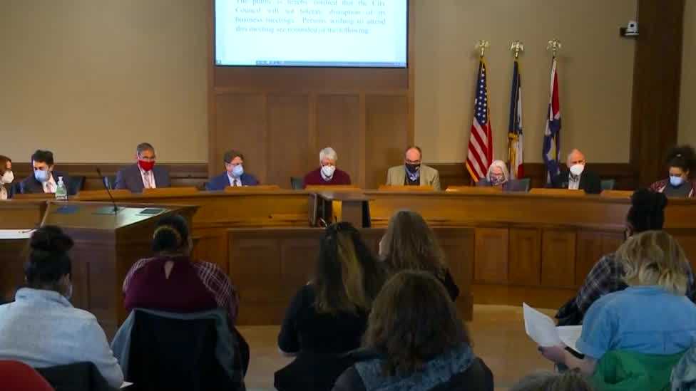 Iowa: Des Moines City Council gets heated backlash after procedural ...