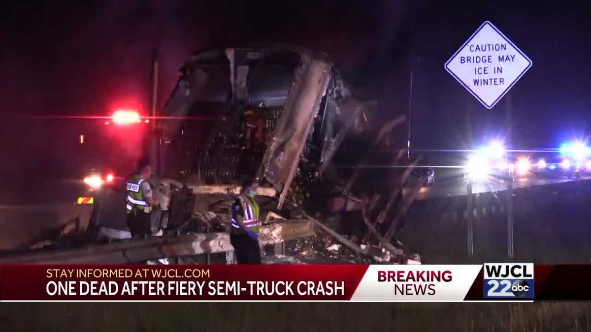 Fiery Friday night crash in Liberty County turns deadly