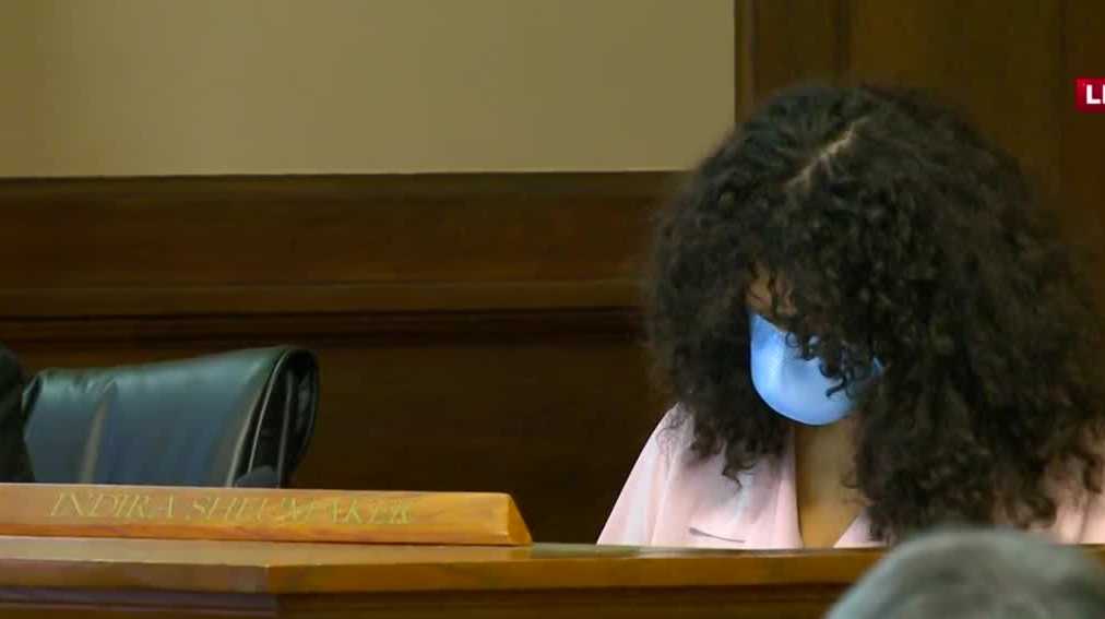 Indira Sheumaker sworn in as new Des Moines City Council member