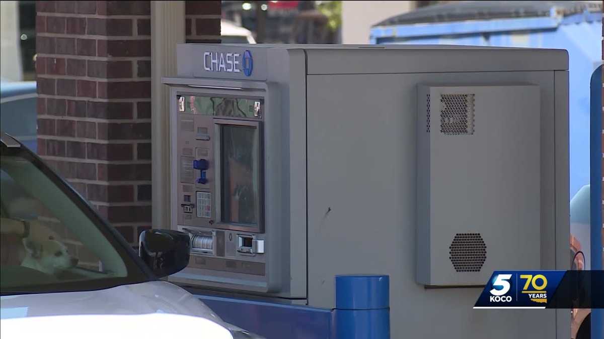 3 detained in Kansas after ATM robbery at Midwest City bank