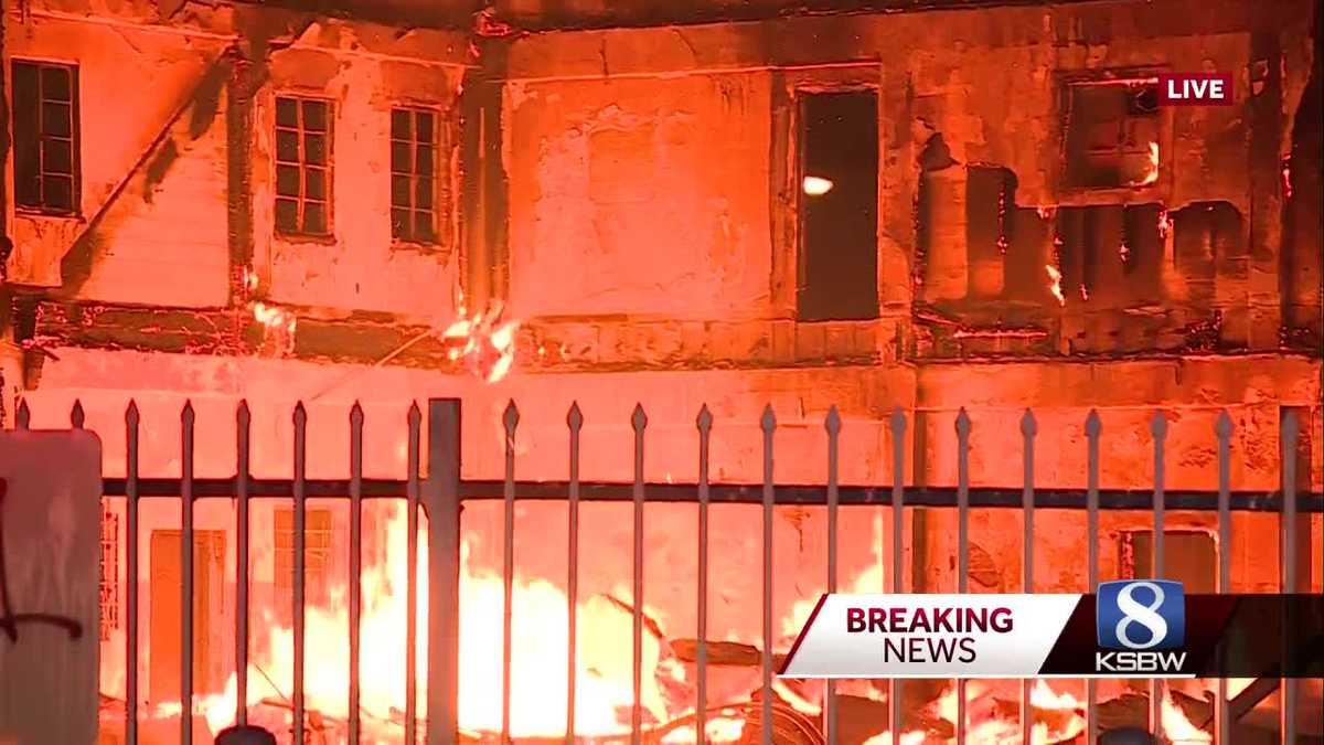 Fire destroys abandoned building in Salinas' Chinatown