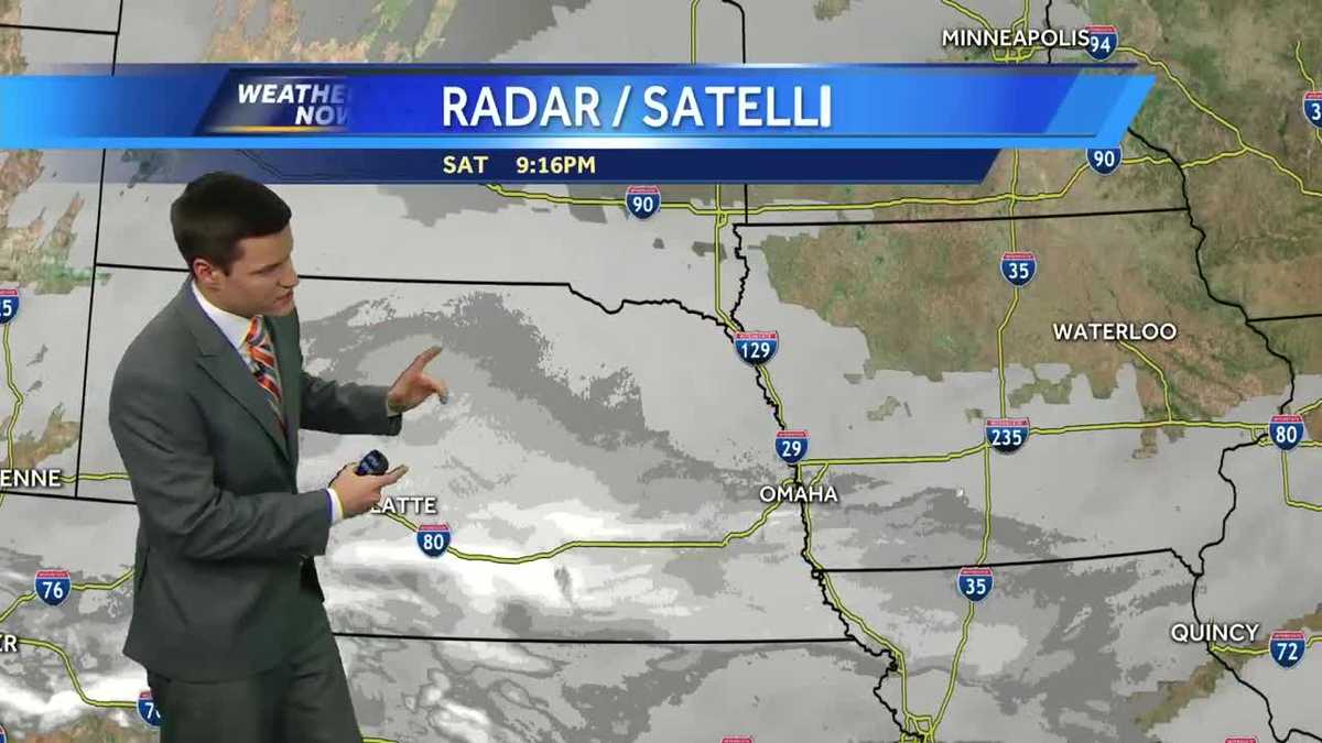Snow continues overnight, moves out Sunday morning