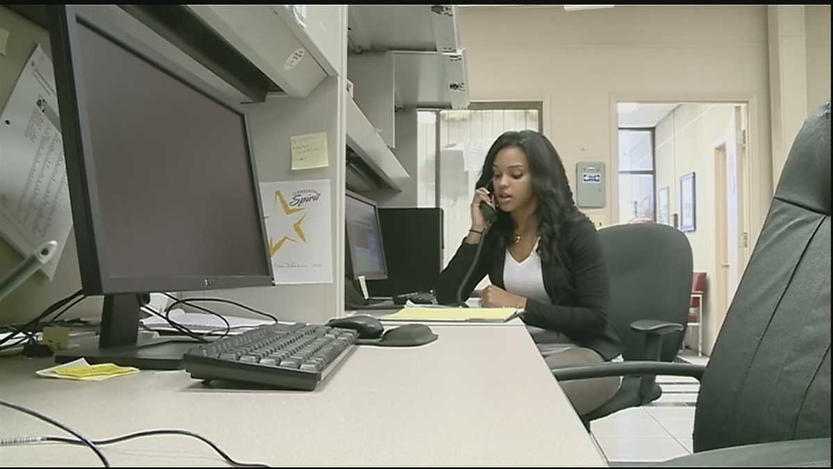 Wife of Saints WR Marques Colston helps feed those in need