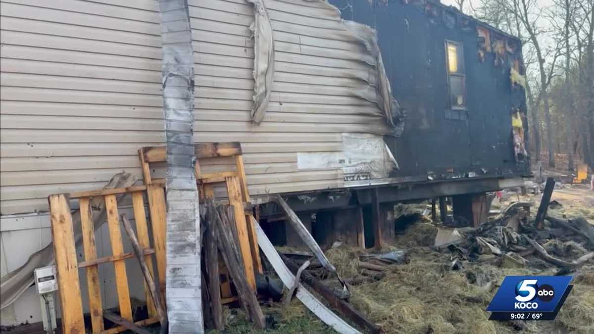 Oklahoma family's Christmas goes up in flames after damaging fire