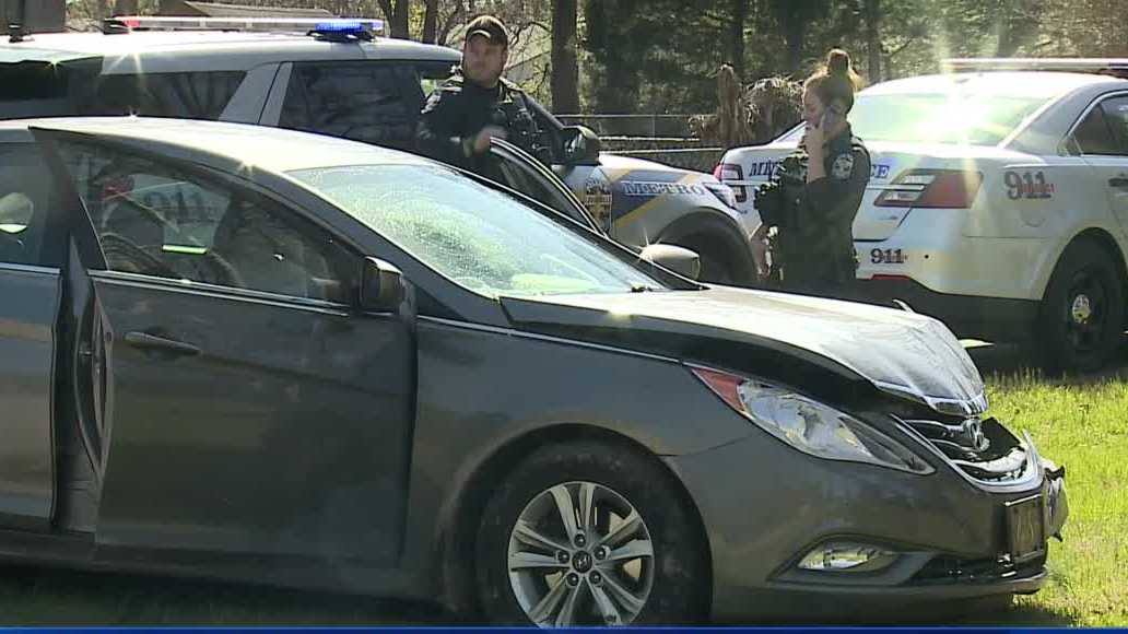 LMPD: Driver of stolen car in custody