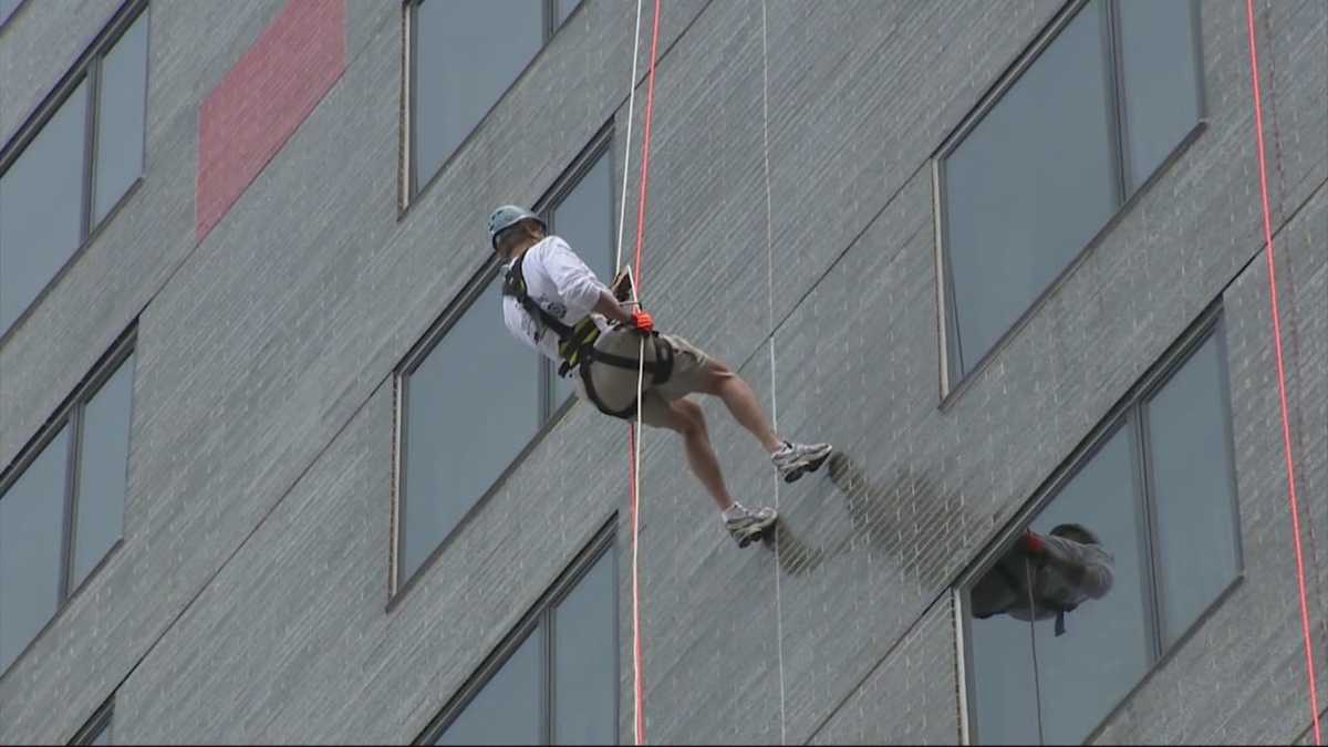 No fear: WCVB's Anthony Everett rappels down Boston high-rise