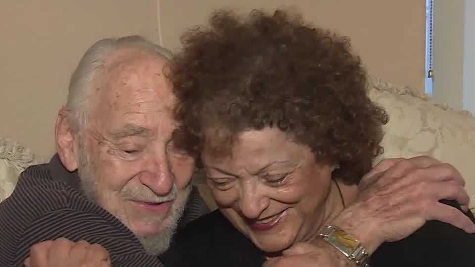 Woman saves her husband’s life with a kiss