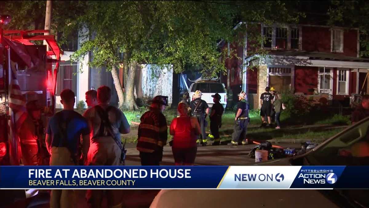 Firefighters battle fire in Beaver Falls