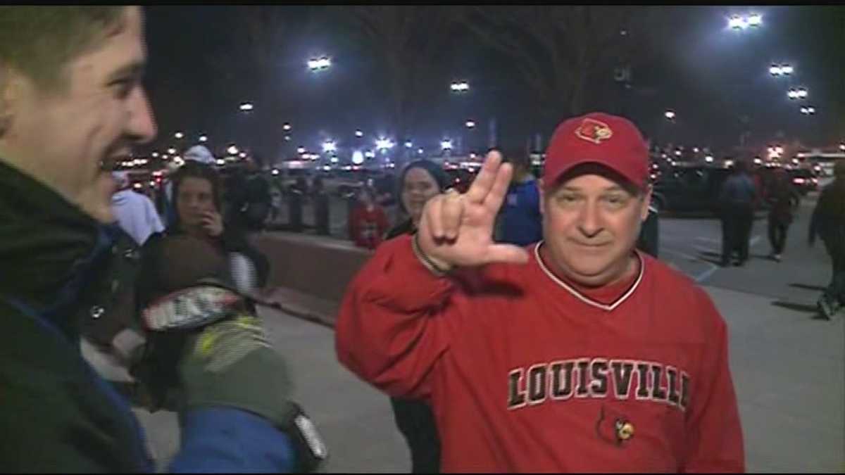 UK fans jubiliant, UofL fans proud of team after Sweet 16