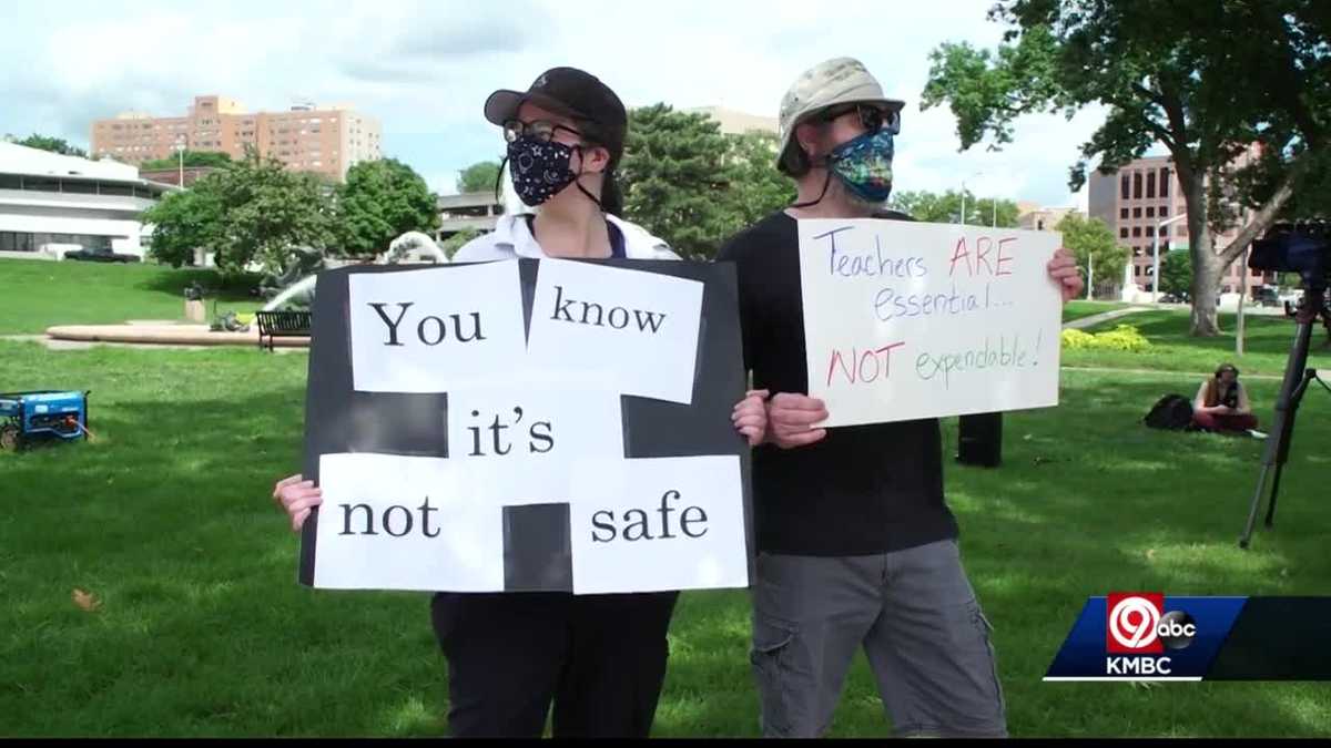 Teachers protest reopening of schools