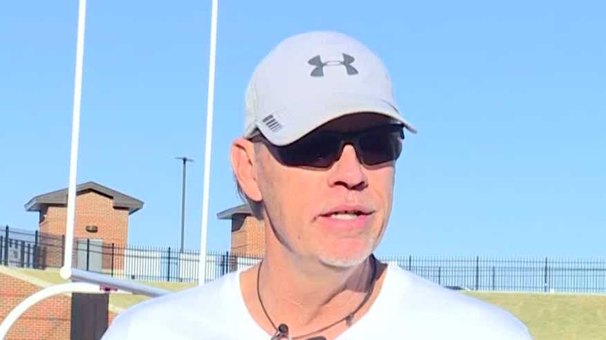 Thompson Warriors football coach Mark Freeman Hoover Bucs playoffs