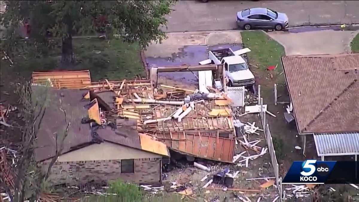 Shawnee holds benefit concert to heal from tornado in April