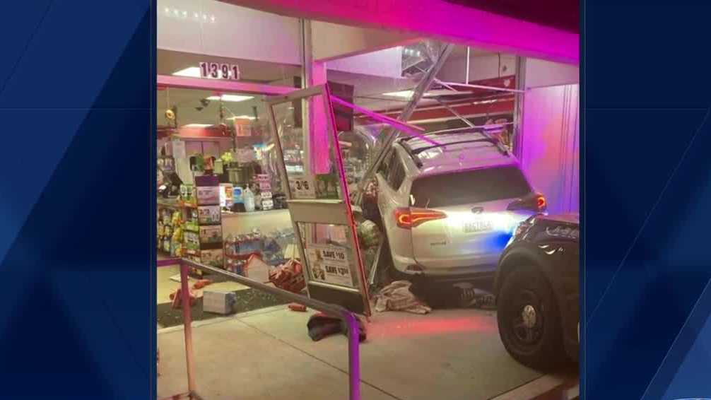 Suspected DUI driver crashes into Seaside 7-Eleven Suspected DUI driver crashes into Seaside 7-Eleven