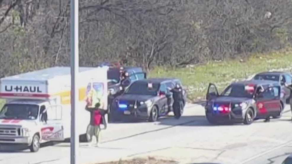 Deputies pull over stolen U-Haul, arrest four people on freeway