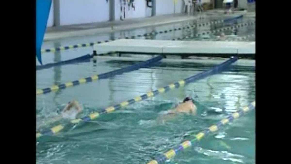 Feb. 5, 2009: Michael Phelps responds to bong photos