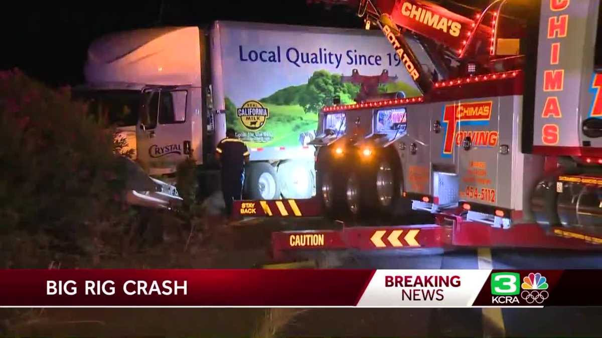 Big rig crash slows Highway 99 near Elk Grove Boulevard