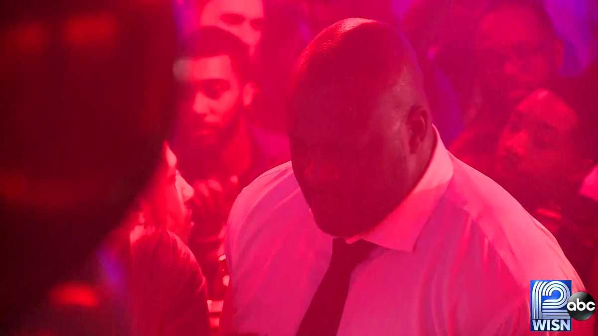 Watch: Shaq visits Milwaukee nightclub