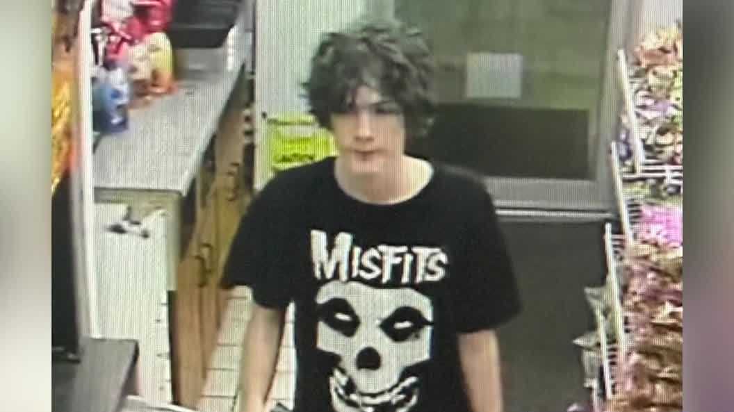 Center Point Fire looking for person of interest after fire burns ...