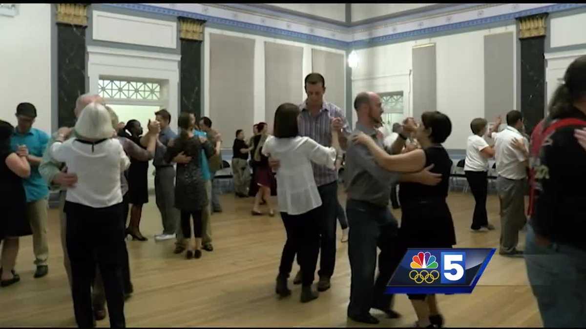Plattsburgh residents learn new dance moves