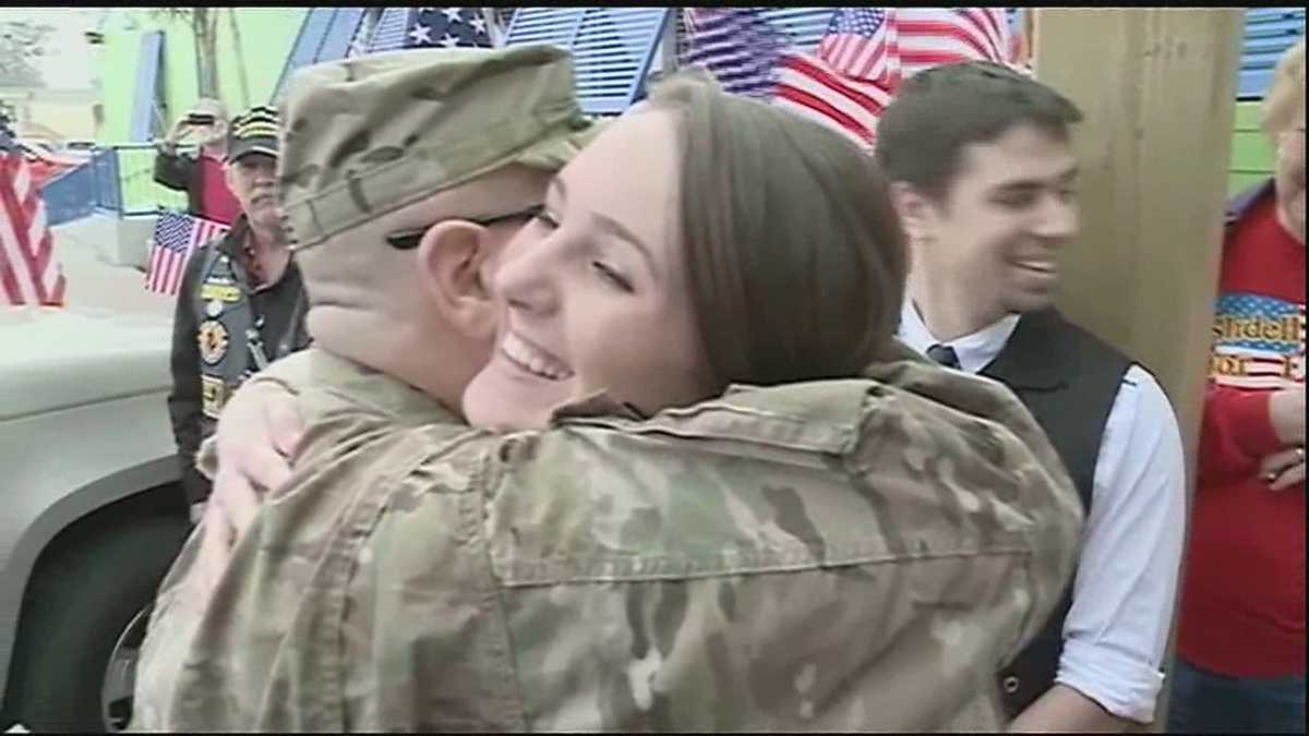 Welcome home: Massive crowd stuns wounded soldier returning home to Slidell