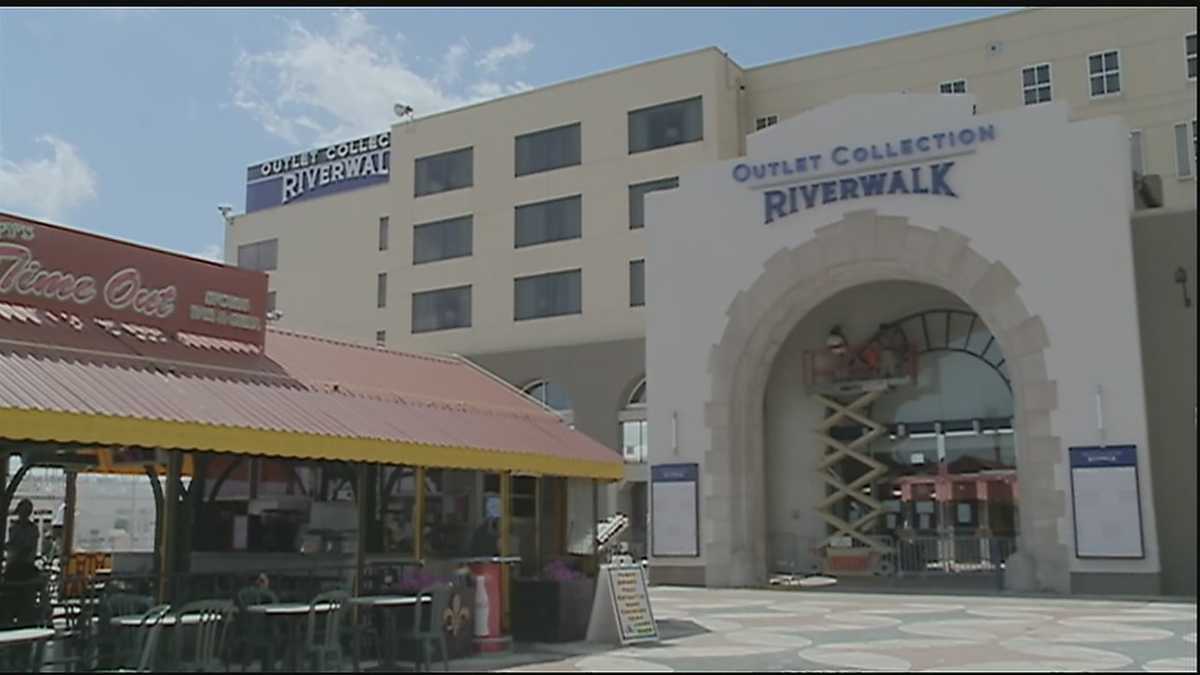 Riverwalk Outlet mall opens this week