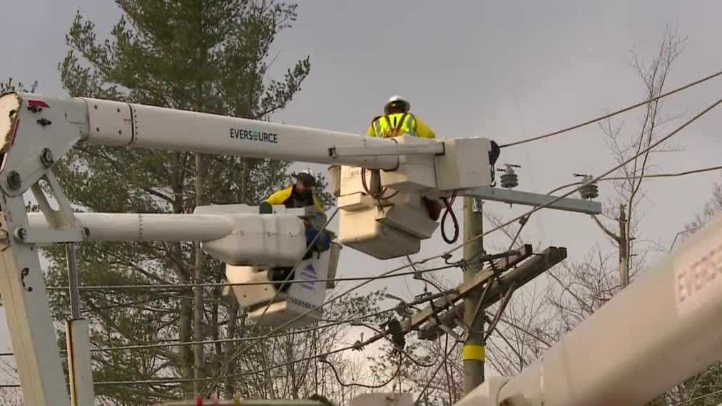 Utility crews work to restore power in NH