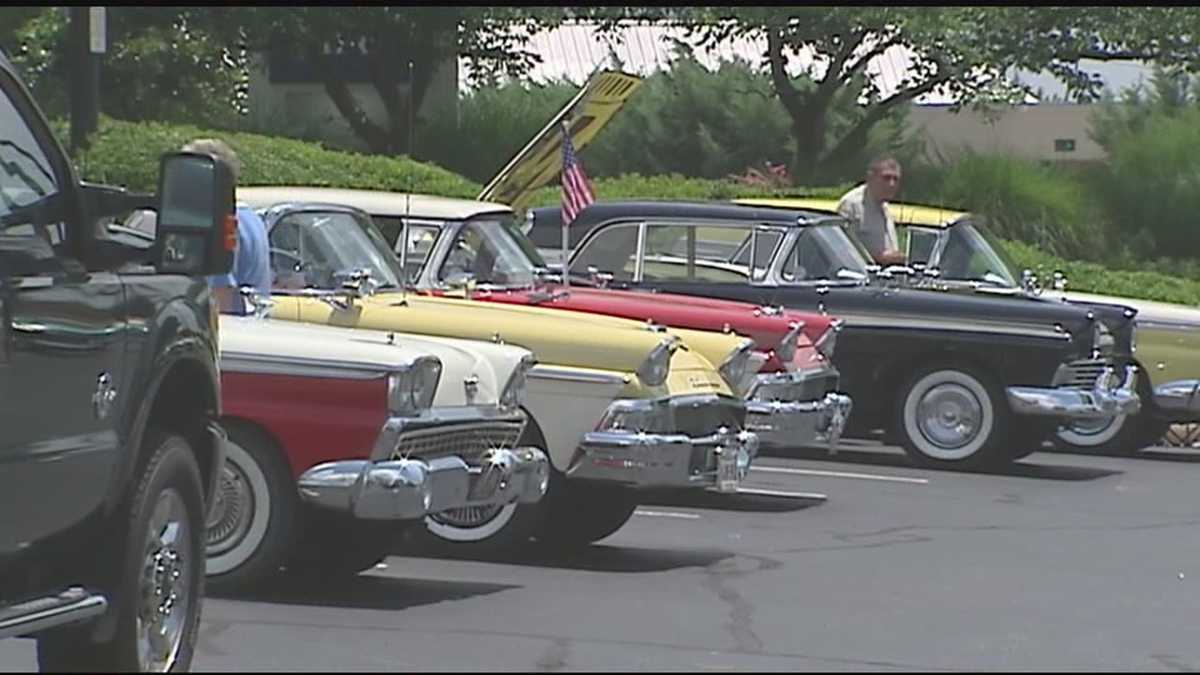 International Ford Retractable Club convention comes to the Upstate