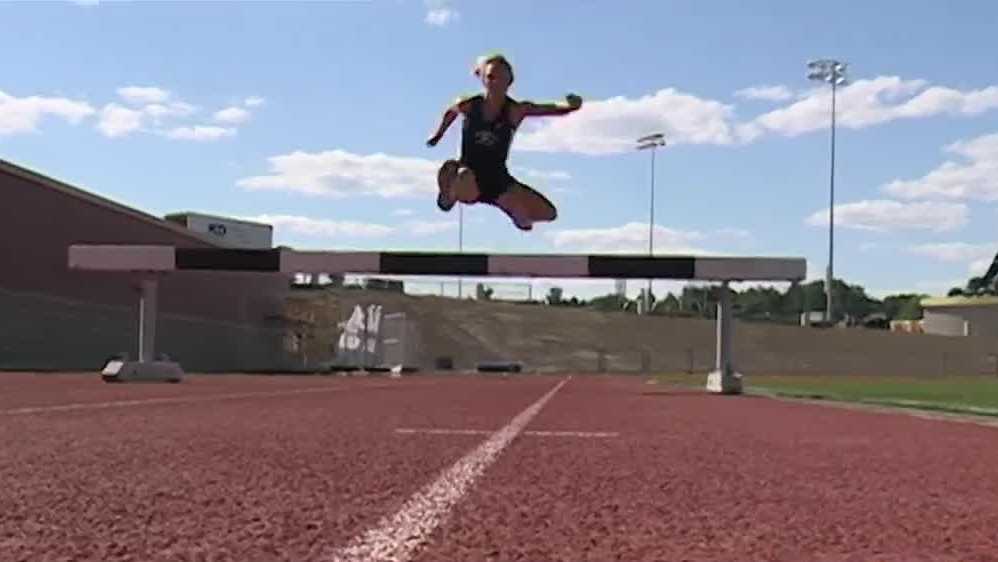 UNH grad Elle Purrier St. Pierre secures spot in 2024 Olympics