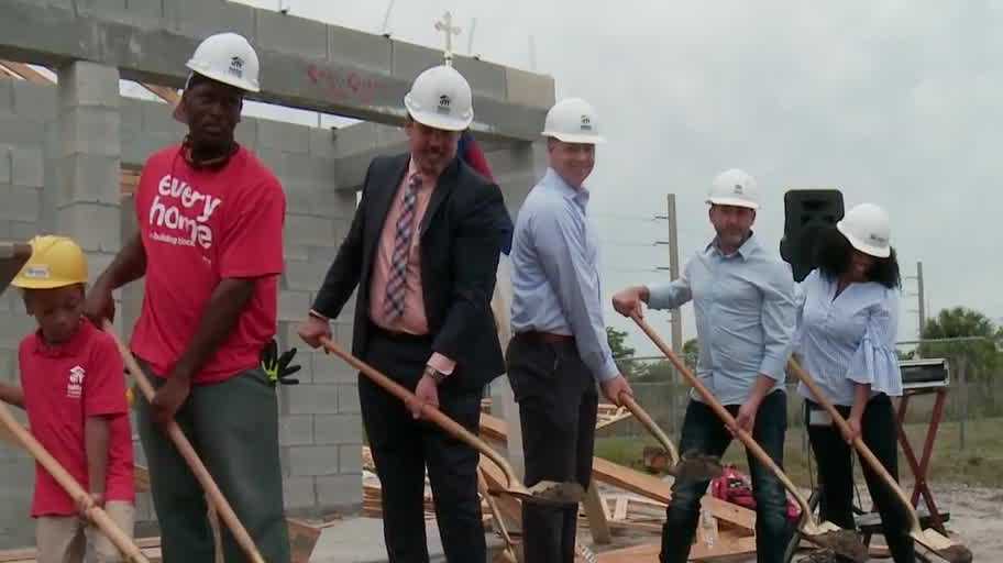Single dad gets new home thanks to Habitat for Humanity