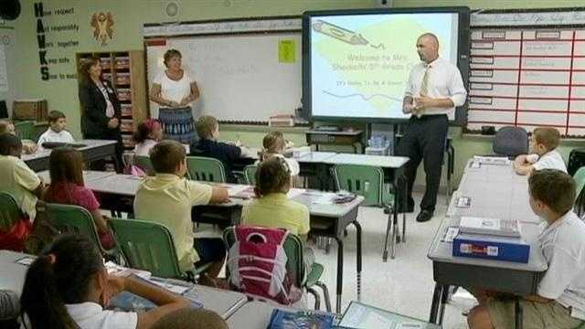 Students return to school at Crystal Lake Elementary