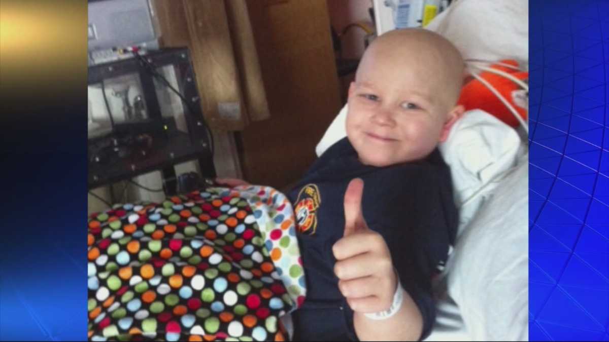 Outpouring from first responders for boy with leukemia