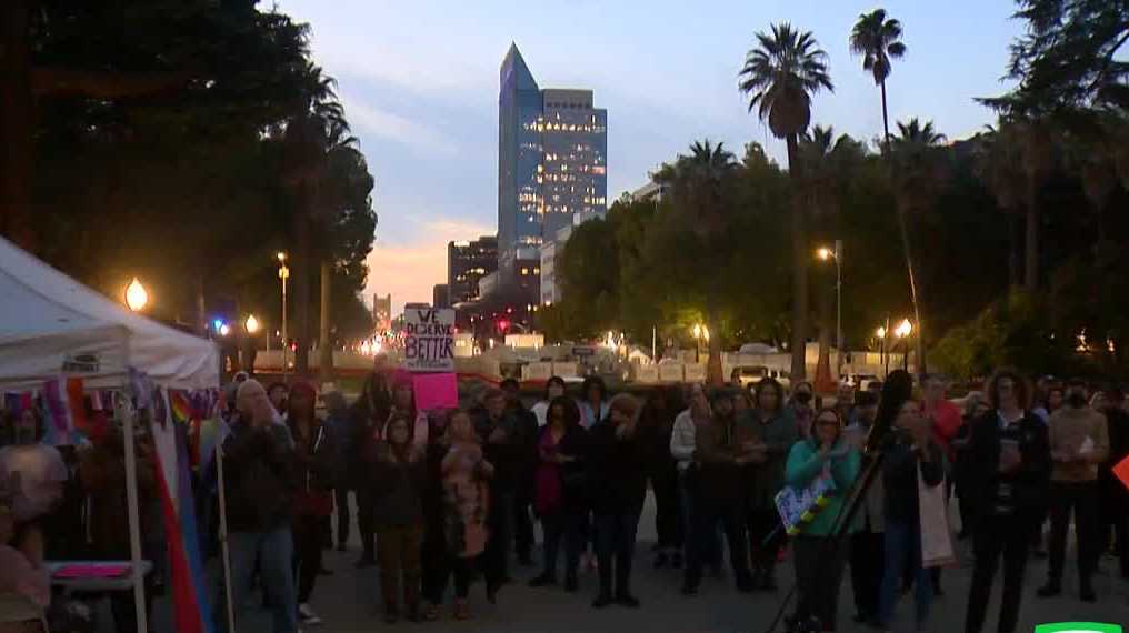 Hundreds gather at Transgender Unity Rally in Sacramento