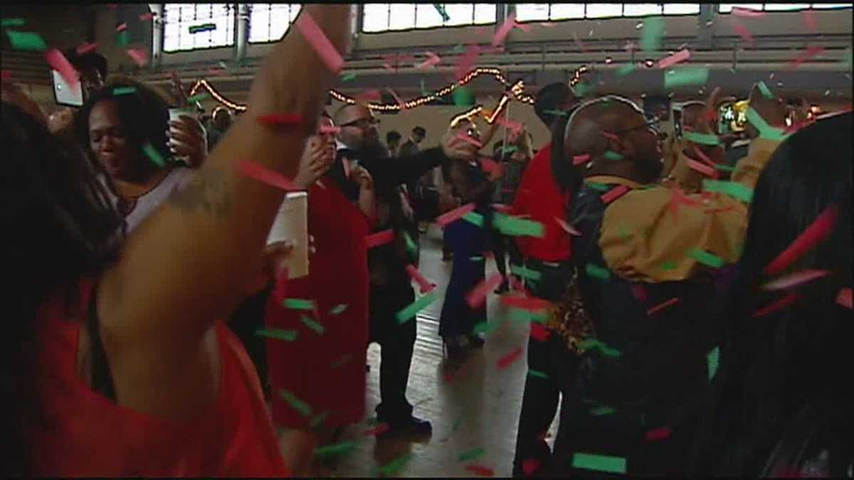 Crowds celebrate at traditional Thanksgiving Day dance