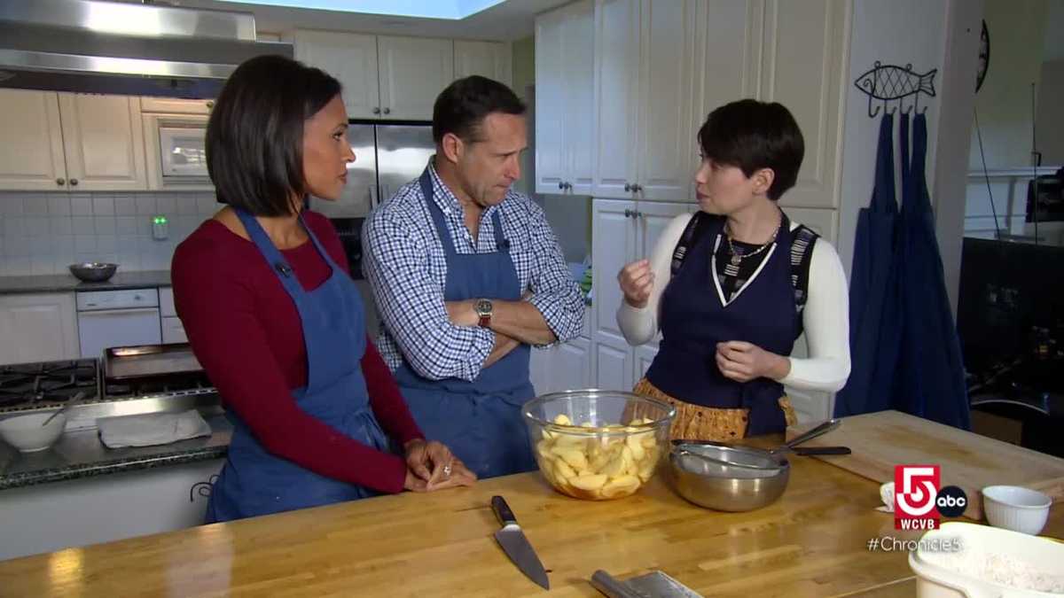 Shayna Seymour and Ted Reinstein enroll in Helen’s Kitchen Cooking ...