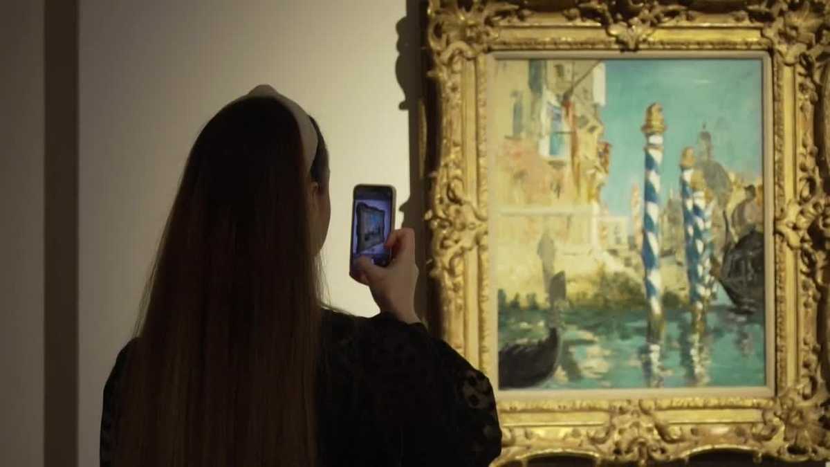 Famous masterpieces expected to bring in record-breaking bids