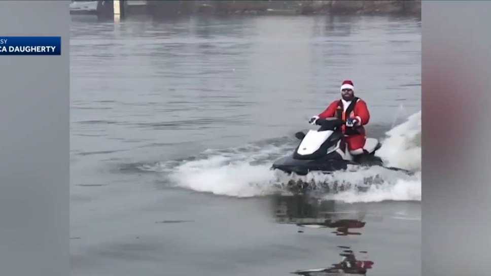 Jet skiing Santa spotted at Point State Park