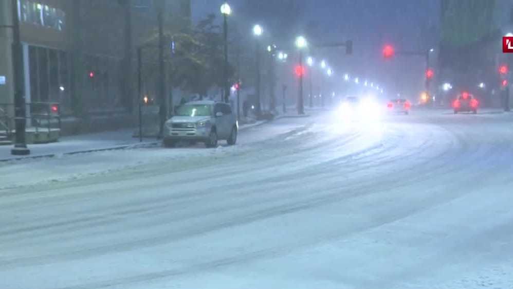 Snow pushes into Quincy