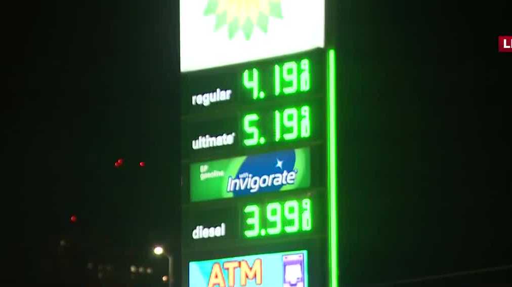 Chicago tornadoes blamed for soaring Wisconsin gas prices