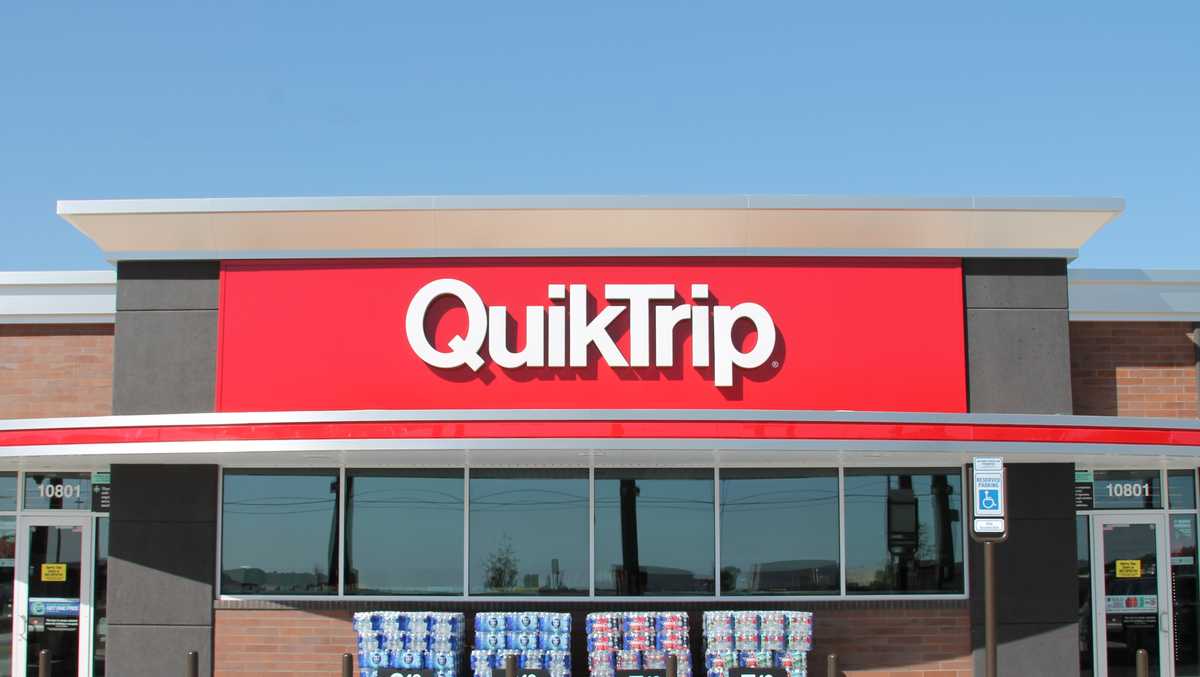 Burt Holmes, the co-founder of QuikTrip, dies at 93 years old