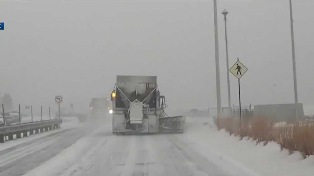As snow moves into NH, many communities don't have enough plow drivers