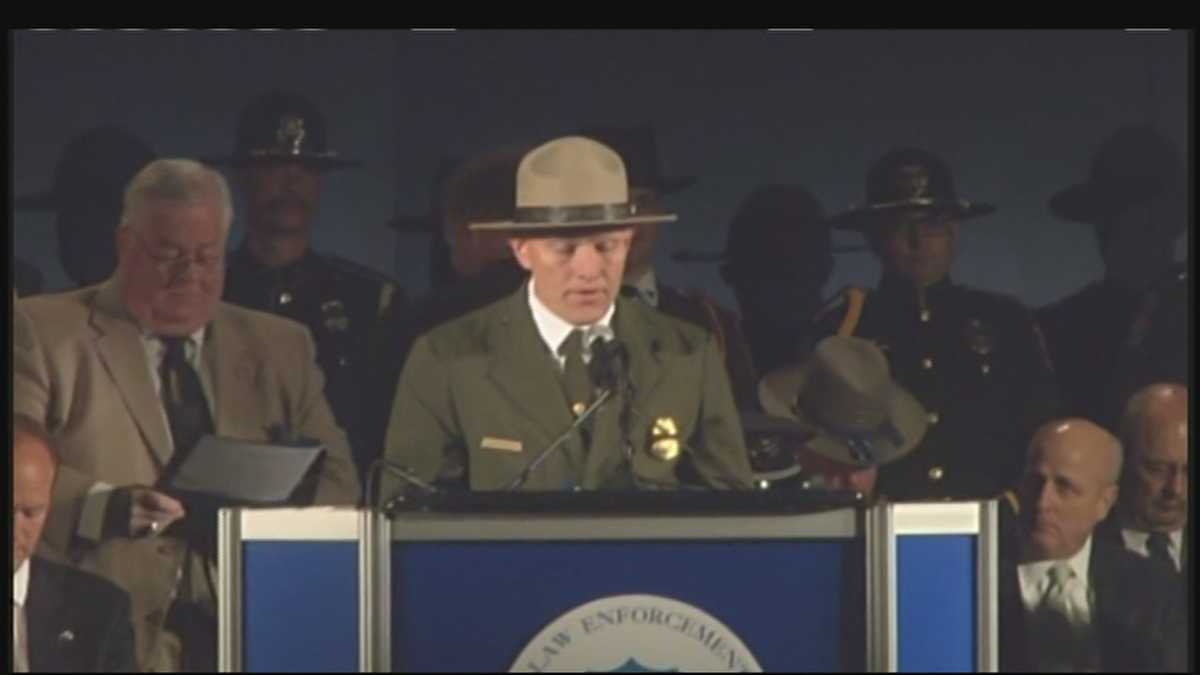 Officer Stephen Arkell honored at National Law Enforcement Officers ...