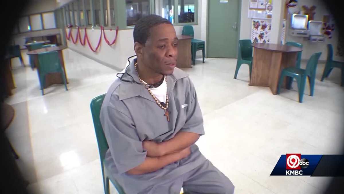 Jackson County prosecutor's office drops charges in Keith Carnes' case