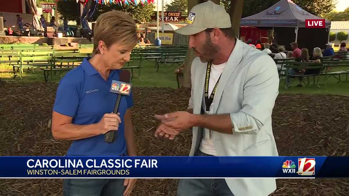 Magician TJ Hill wows Lanie Pope with a card trick!
