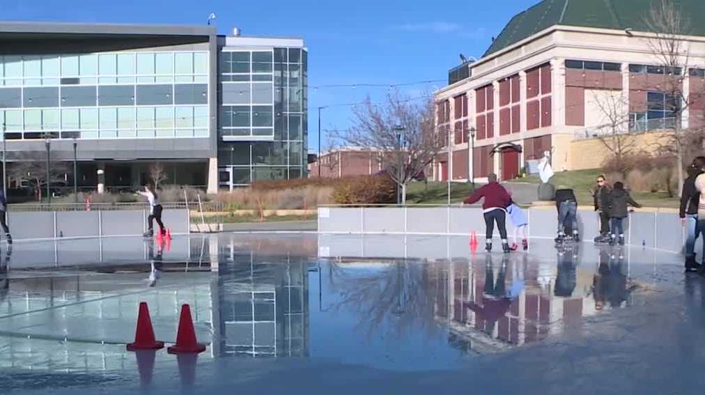 UNMC ice rink reopens